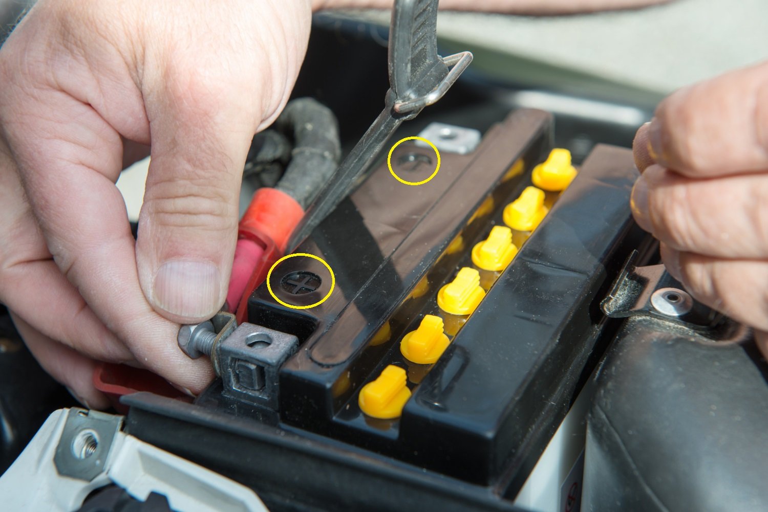 Fixing a Loose Car Battery Terminal in 5 Minutes