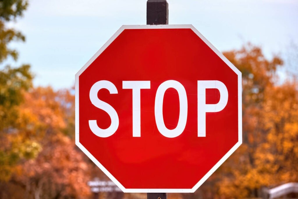 Traffic Signs and Road Rules in The US
