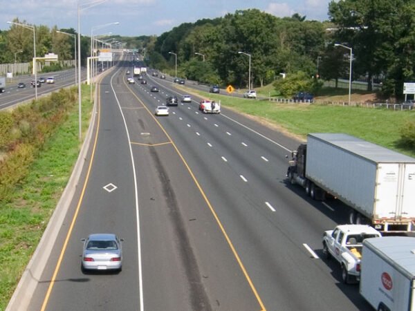 Understanding Pavement Markings and Lane Controls